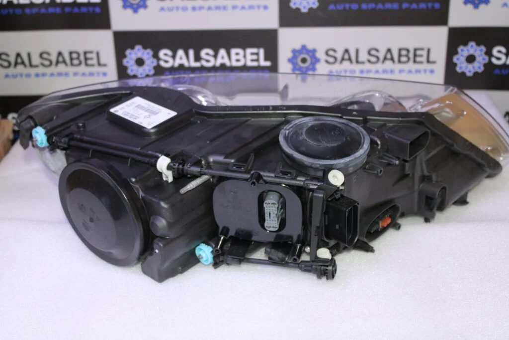 VOLKSWAGEN HEADLIGHTS FOR DYNAMIC 7L6941039C - Salsabel Auto Spare Parts