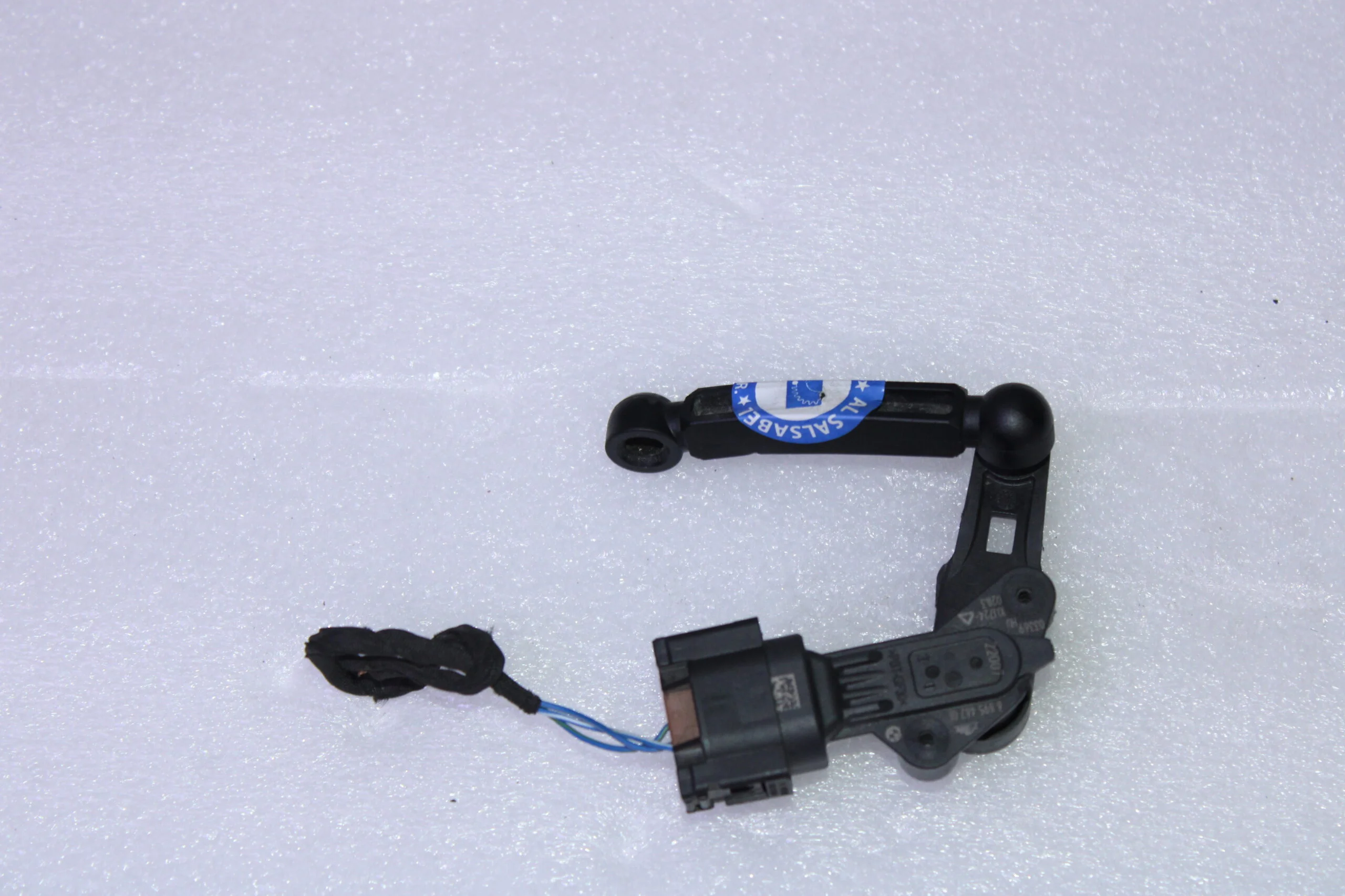 BMW 3 SERIES G20 LEVEL SENSOR 37146895467 – Salsabel Auto Spare Parts